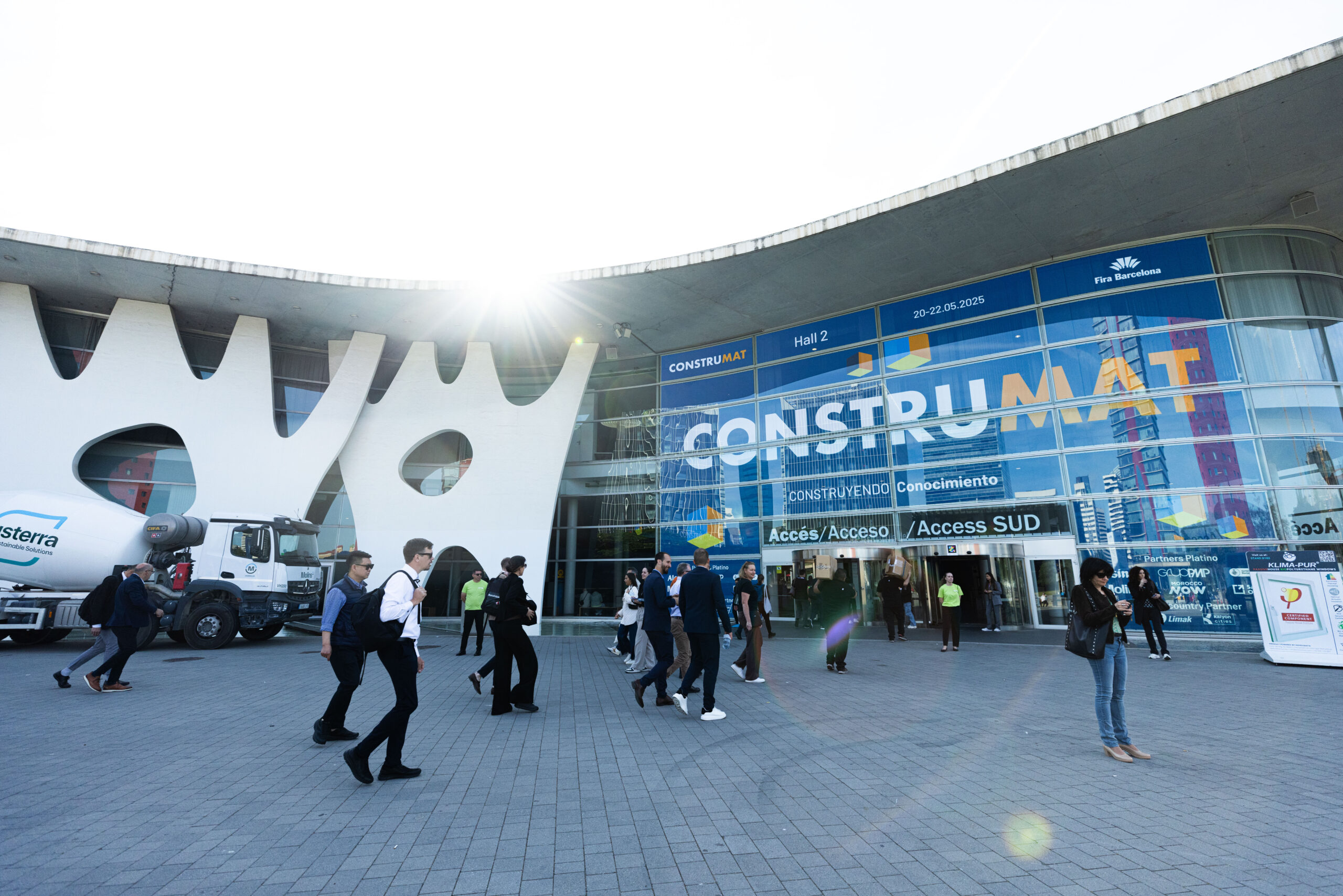 Construmat 2025 arranca con demostraciones en vivo y soluciones constructivas de última ...